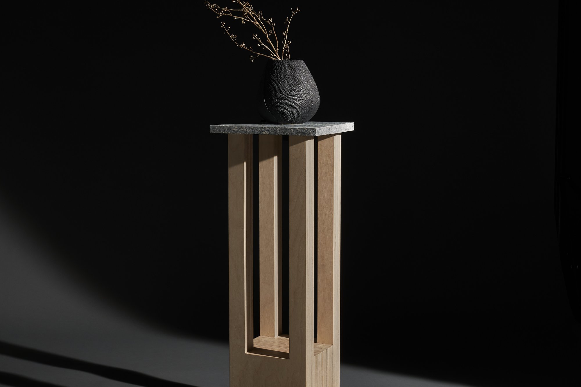 BLOCK: Contemporary furniture | Projects | Alusid